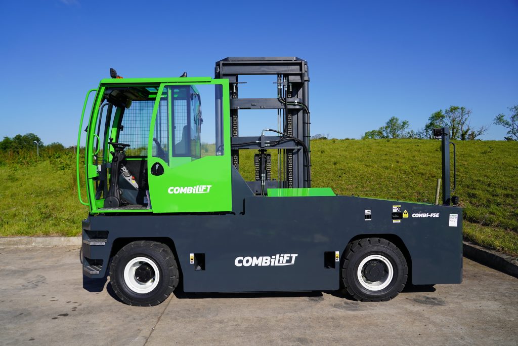 Combilift unveils Heavy-Duty 8T Electric Sideloader – The New Combi-FSE ...